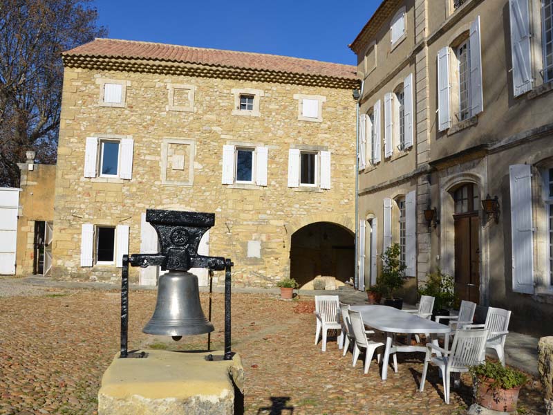 Business Sprachreise Château Correnson - Sprachschule | DIALOG